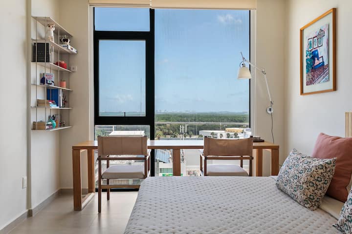 Lagoon & Sea Views - Private Room In Downtown - Cancún