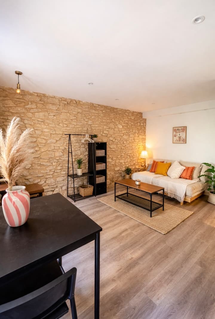 Charment Studio Saint Saturnin Les Apt En Luberon - Saint-Saturnin-lès-Apt