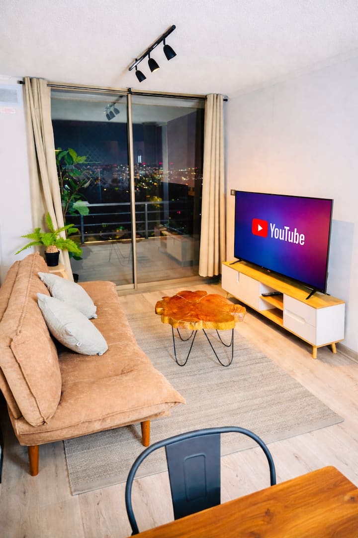 Familiar | Gratis Estacionamiento | Metro | Mall - El Bosque, Chile