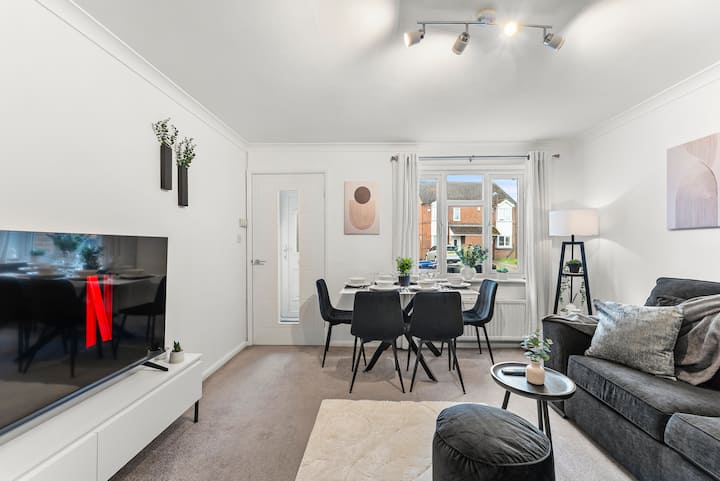 The Derby Escape - Garden -Sleeps 6 - Derby