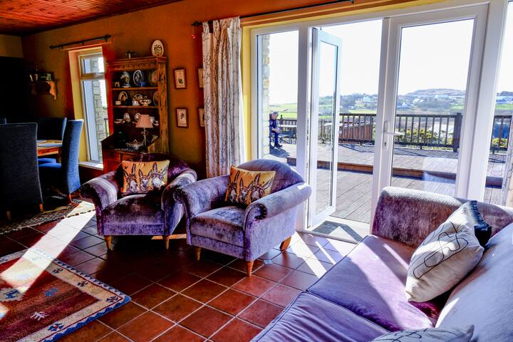 Bungalow With Sea & Mountain Views I Huge Decking - Downings