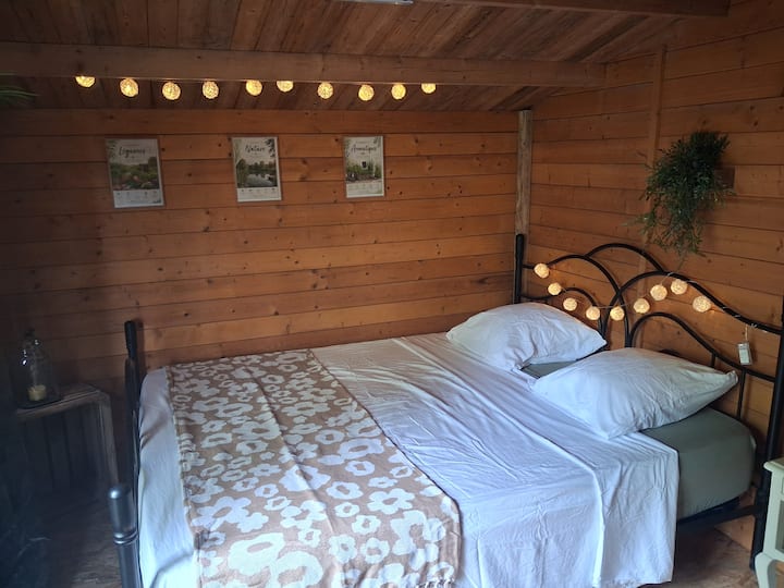 Chalet Nature Et Authentique Aux Jardins - Blain