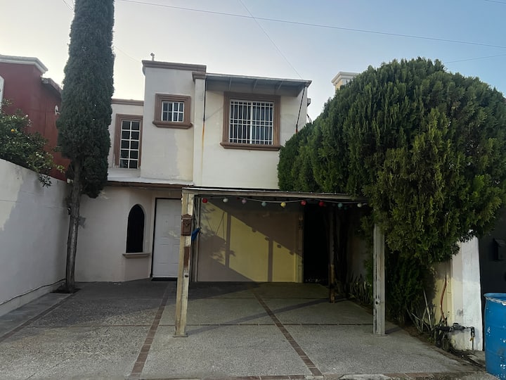 Casa Nacho /3 Recámaras - Nuevo Laredo