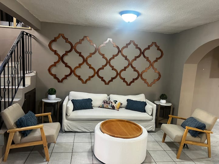 Casa Nacho /3 Recámaras - Nuevo Laredo