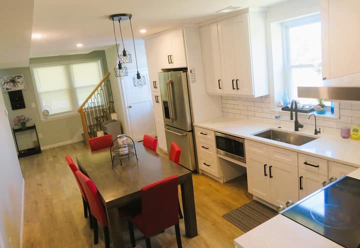Beautiful Cozy Home 4-beds Next To National Harbor - Oxon Hill, MD