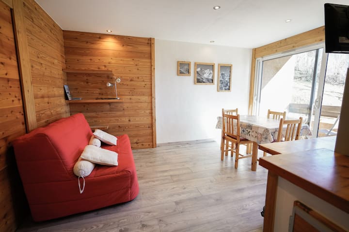 Studio Calme Avec Coin Montagne Et Parking Privé - Briançon