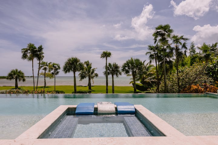 Luxury 9-br Villa In Juanillo Private Beach - Punta Cana