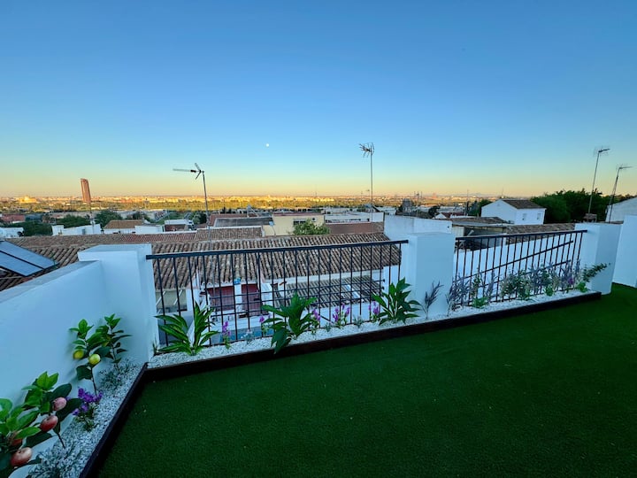 Maison Avec Piscine Et Vue Panoramique Sur Séville - Camas