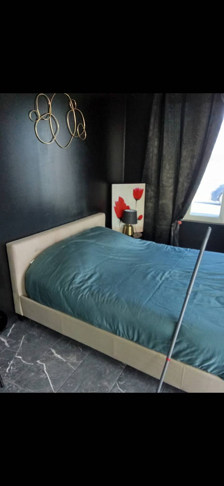 Chambre Avec Jacuzzi Privé 
Idéal Couple&détente - Lillebonne