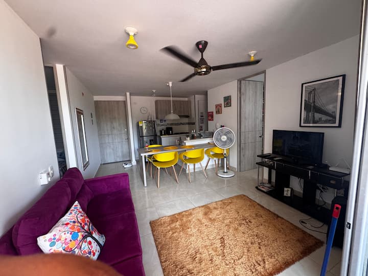 Apartamento En Ricaurte, Con Piscina - Ricaurte