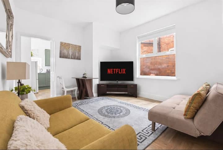 New! Spacious 6br House - Newly Renovated - Royal Leamington Spa