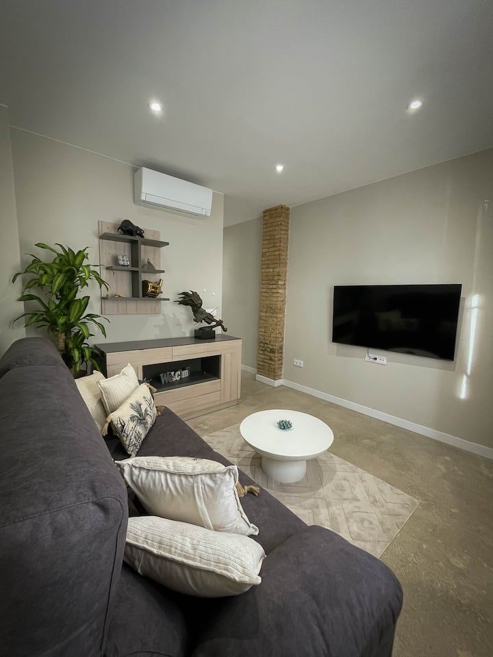 2br Patio & Pool Las Arenas Beach (Casa Brisa) - Valencia