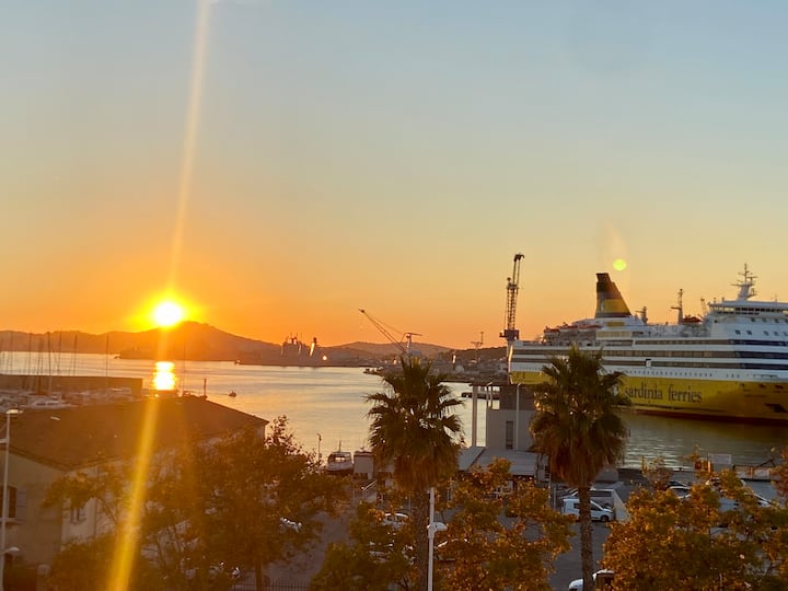 Appartement Vue Mer à Deux Pas Du Centre De Toulon - 툴롱
