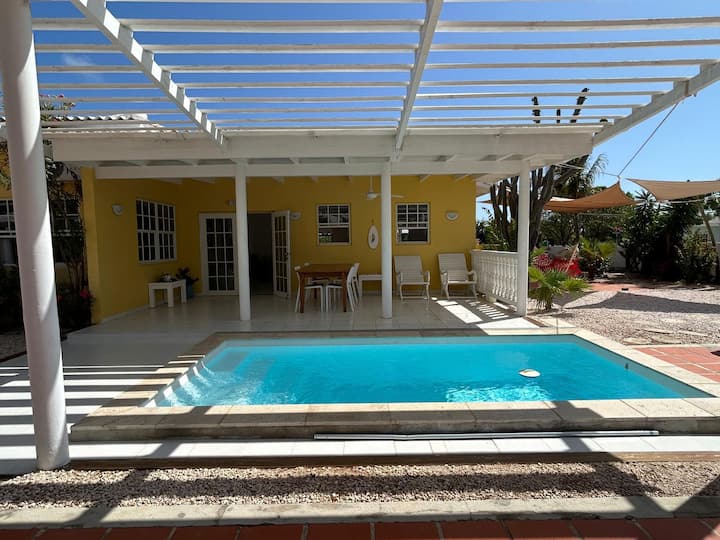 Luxury-style Quinta Villa - Curaçao