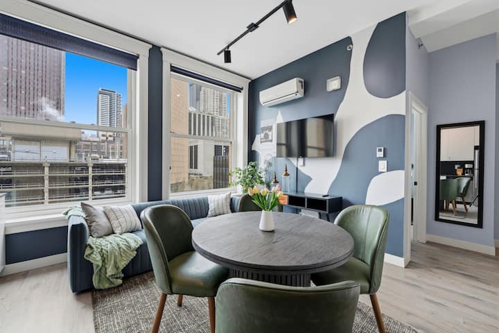 Plymouth Collection: 3bd 2ba With Gym & Rooftop - Brighton Park - Chicago