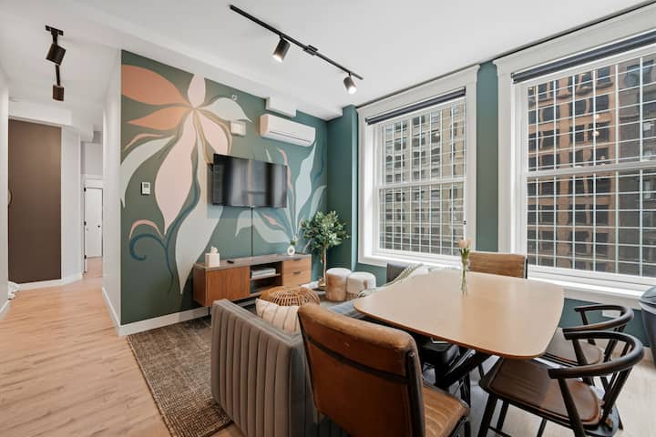 Plymouth Collection: 4bd 3ba With Rooftop & Lobby - Chicago, IL