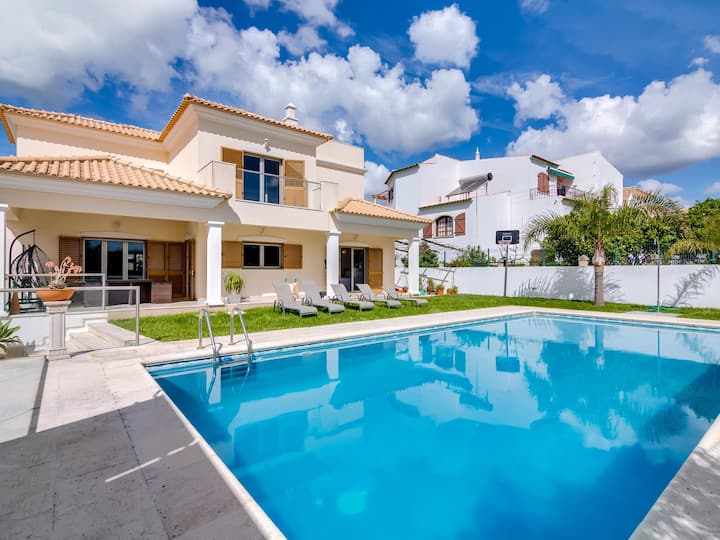 Villa Namora 4bedroom With Private Swimming Pool - Quarteira