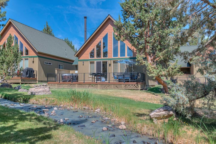 The Nest - Golf | Hot Tub + Resort Amenities - Redmond, OR