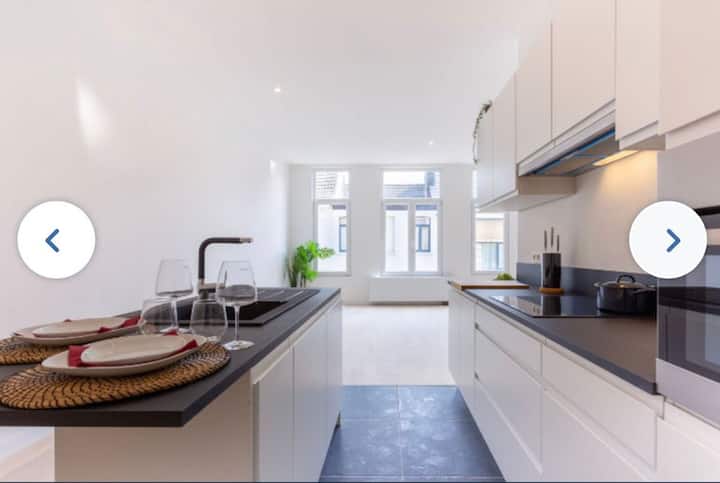 Elegant & Curated Stay Near Antwerp South - Antwerp