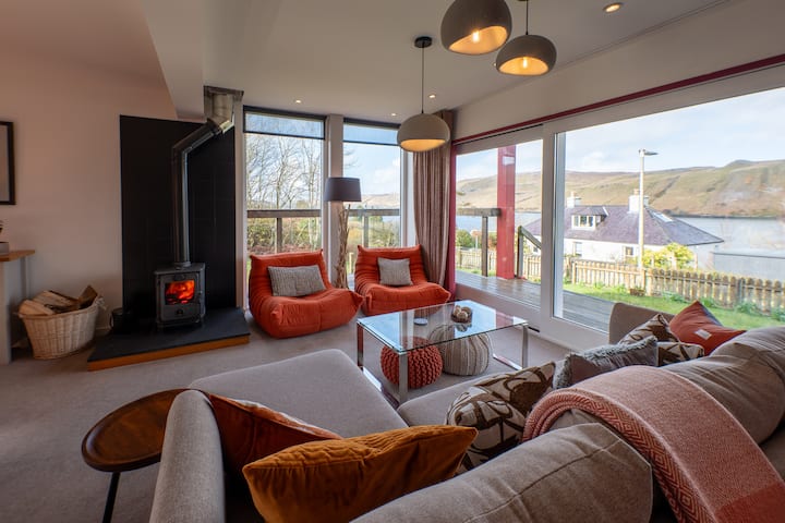 The Wolfie Lodge - Skye