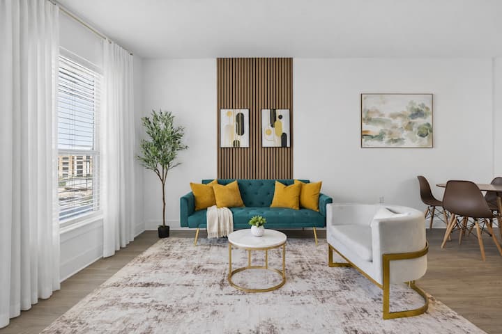 Modern Designer 1br | Pool & Gym Luxury Retreat - Frisco, TX