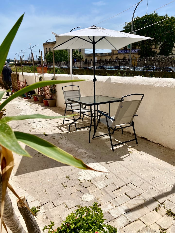 Outdoor Ortigia | Siracusa City Base, Steps To All - Syracuse