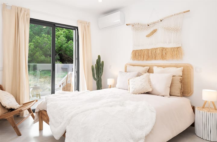 The Southwest Collection D - Surfboards Bikes Incl - Aljezur