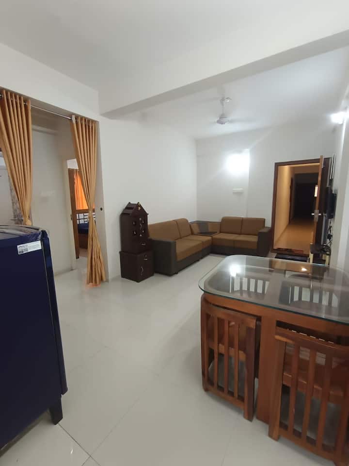 2bhk Apartment In 150 Meters To Temple - Guruvayur