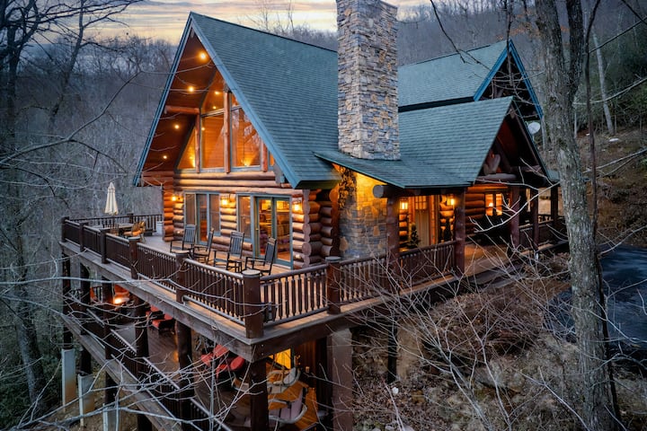 Luxury Cabin - Hot Tub - Mtn Views - Sleeps 10 - Sylva, NC