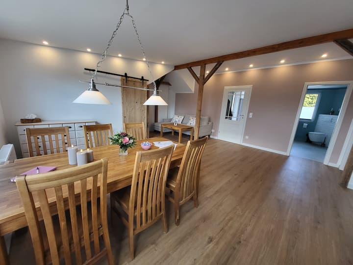 Neue Einzimmerwohnung Im Landhausstil - Schwarzenbek