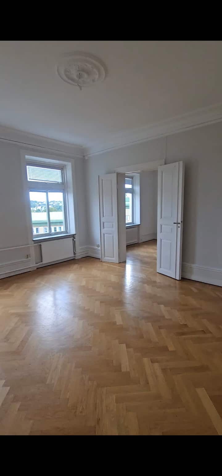 Mindre äN 1 Min Till Start • 8 Bäddar • Parkering - Motala