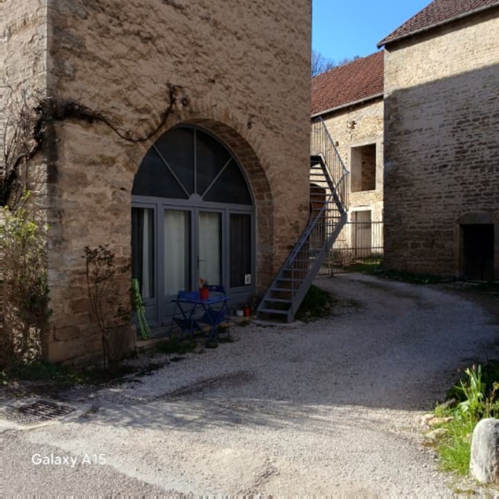 "Le Grenier Du Grain", Idéal Pour Une Halte - Châteauneuf