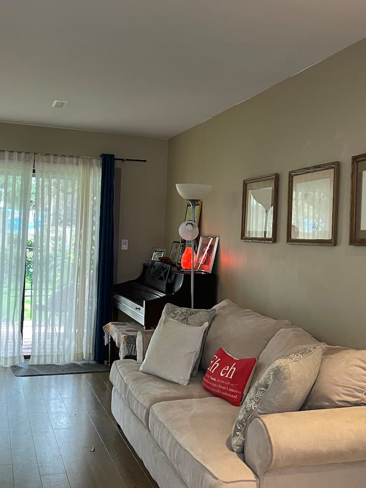 Davis Bay Studio Suite - Sechelt