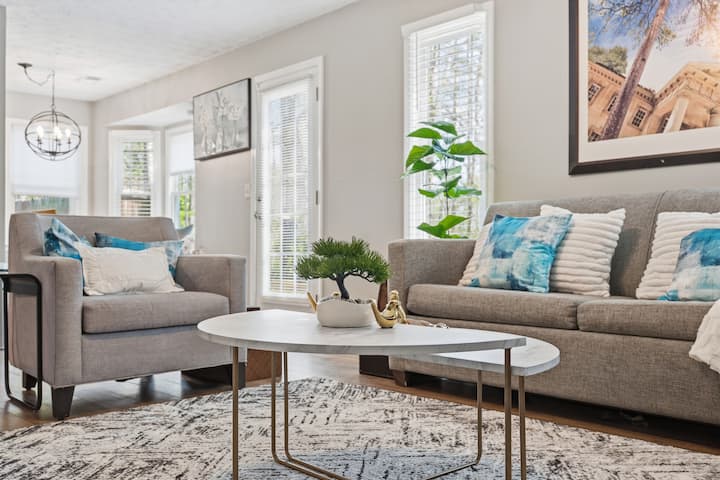 Cozy Modern House & Office+backyard Oasis+hottub - Marietta, GA