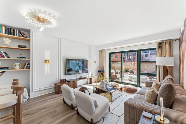 The Cove | Balcony Retreat In Downtown Stamford - Stamford, CT