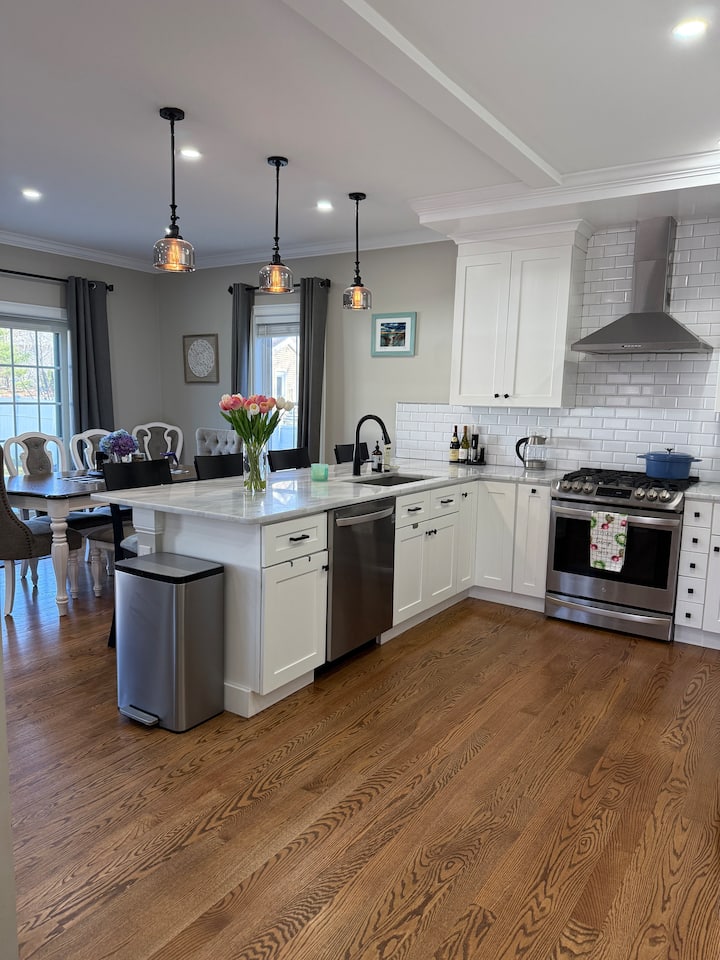 Score Big! Stay 6 Min To Boston Stadium (Gillette) - Foxborough, MA