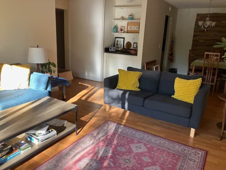 Spacious 2bd Condo/apartment With Access To Pool - Walnut Creek, CA