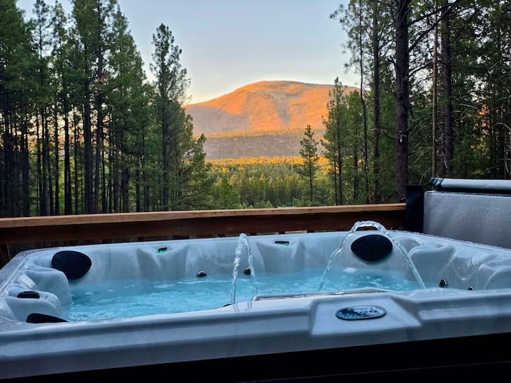 Luxury Retreat With Hot Tub + Mountain Views - Jemez Springs, NM