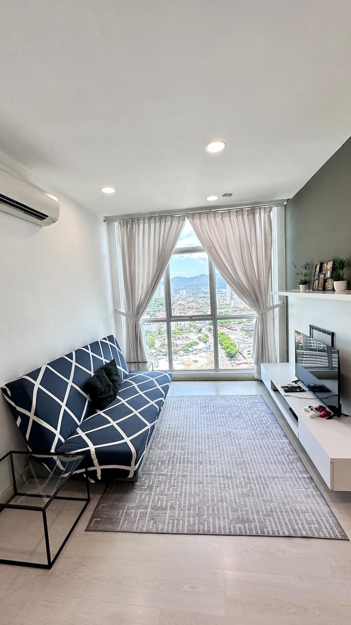 Straits Garden 2 Bedroom Near Lam Wah Ee Hospital - Penang