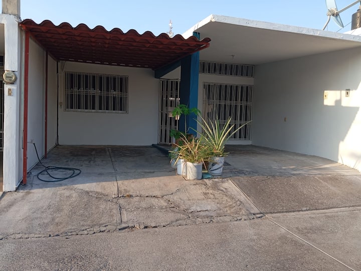 Casa Para 4 En Lázaro - Mexico