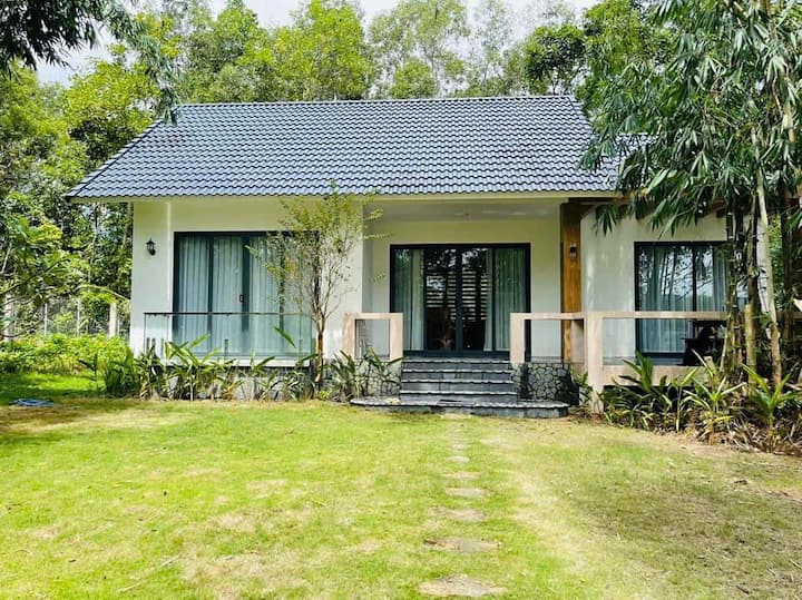 Villa 2pn, Sân Rộng, Vườn Cây, đậU Xe, Gần Bãi Sao - Phú Quốc