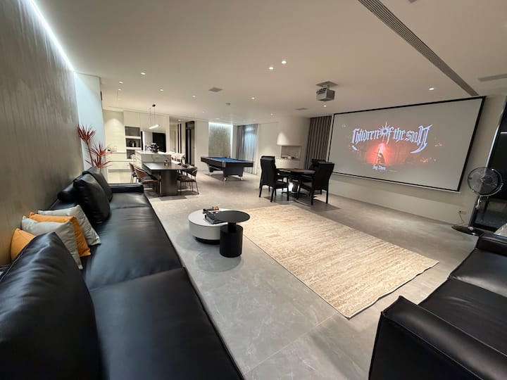 【全新開幕】《電梯獨棟》多人包棟｜150 吋投影幕  · Ktv．撞球．麻將．飛鏢機｜ - 礁溪鄉