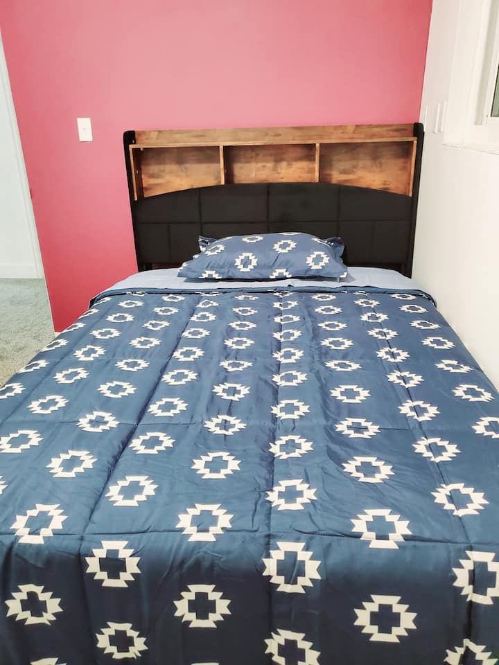 Modern Ease: Next To Shops + Quick Hill Afb/wsu - Layton, UT