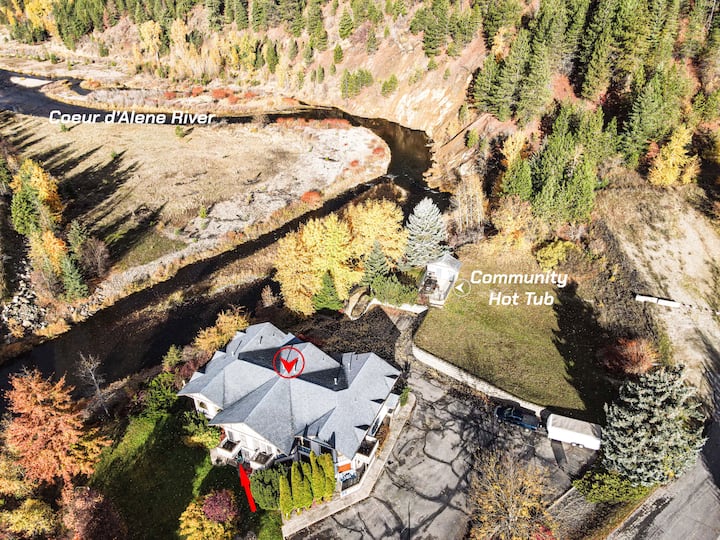 Adventure Home Base On The River In Kellogg - Silver Mountain Resort, ID