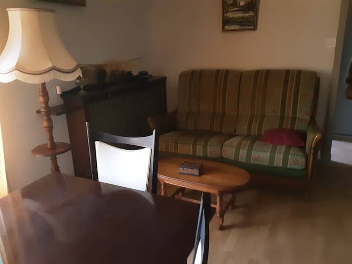 Petite Villa Familiale Disponible En Septembre - Guéret