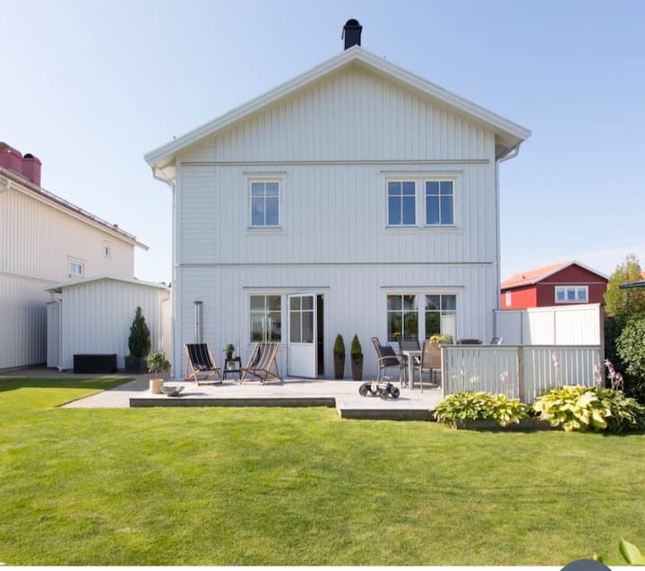 Ljust Och Rymligt Hem Nära Göteborg & Marstrand - Kungälv