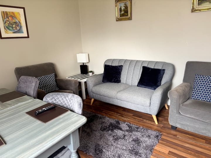 Cosy Two Bedroom Apartment In The Heart Of Doolin - Doolin