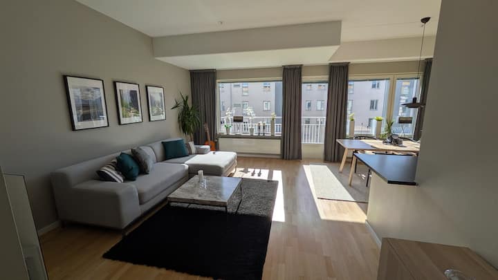 Waterfront Apartment In Peaceful Sannegårdshamnen - Göteborg