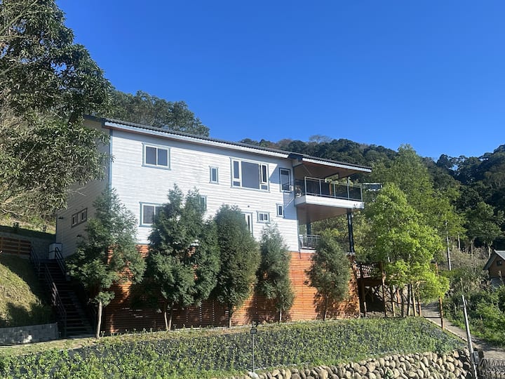 恩典山丘
The Hill Of  Grace - 南庄鄉