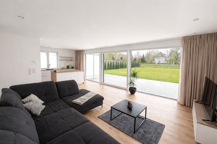 Moderne Wohnung Am Flussufer - Bad Salzuflen